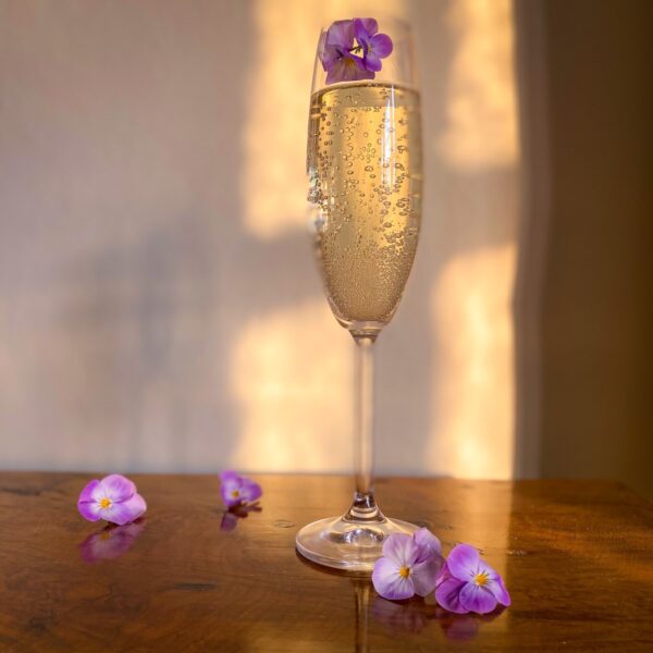 Twinkle Cocktail With Elderflower And Sparkling Wine - Rosanna ETC