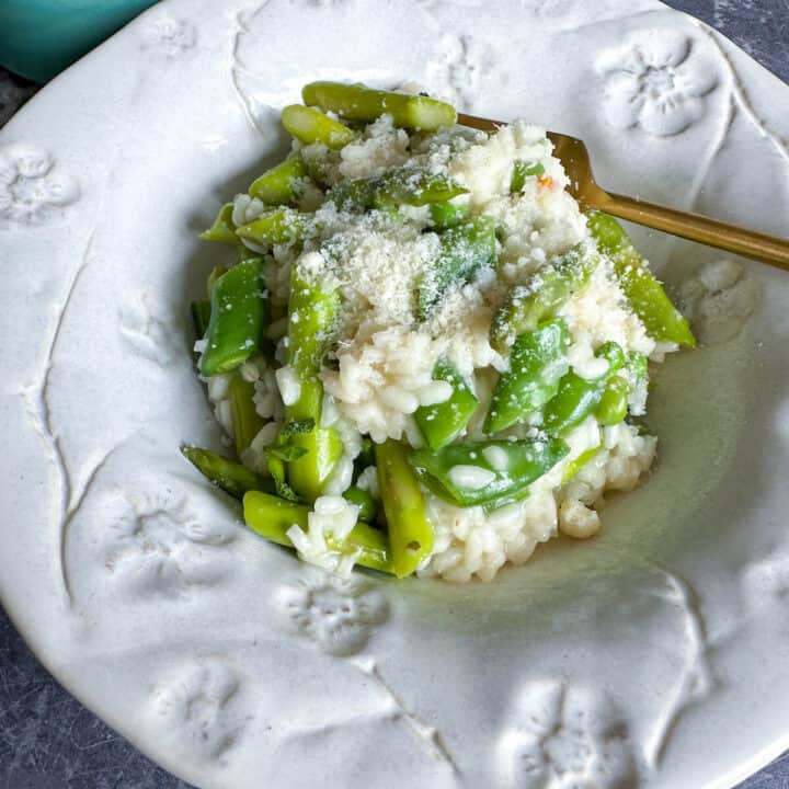 Spring Vegetable Risotto With Asparagus & Peas - Rosanna ETC