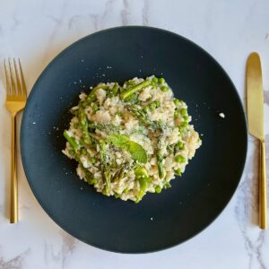 Spring Vegetable Risotto With Asparagus & Peas - Rosanna ETC