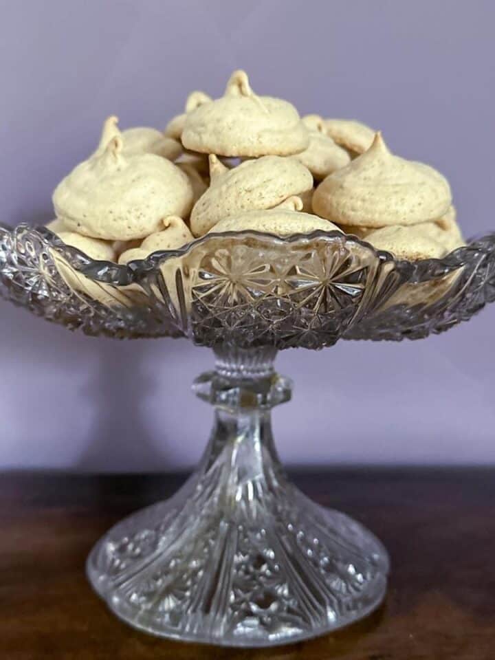A Chef's Guide To Making Italian Macarons (With Italian Meringue ...