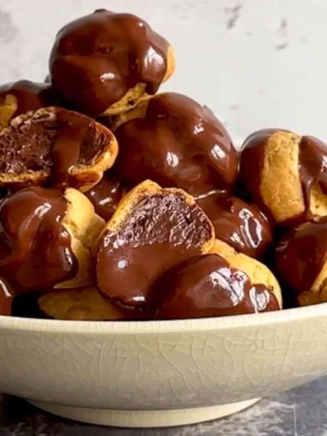 Mini Banana Sponge Pudding With Chocolate Chips & Walnuts - Rosanna ETC
