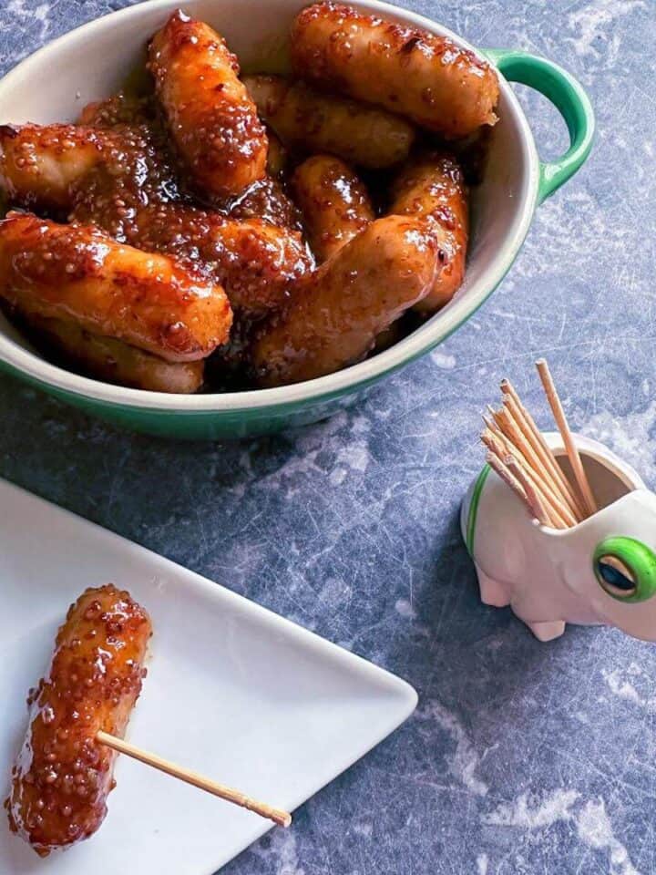 Easy Parmesan Cheese Twists With Puff Pastry - Rosanna ETC
