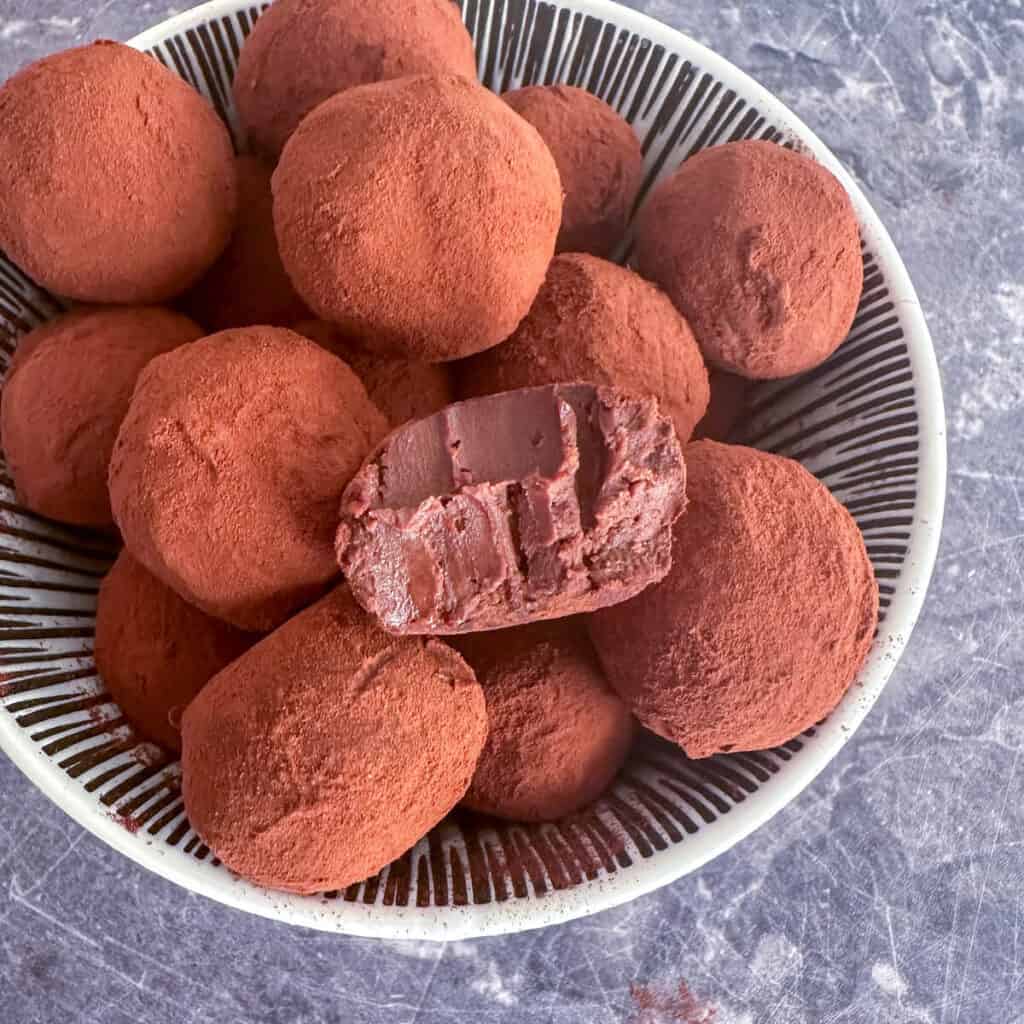 31 Perfect Petit Fours Recipes To Make - Rosanna ETC