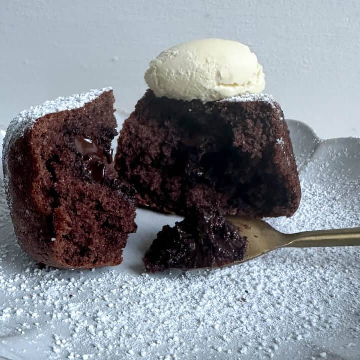 Dark Chocolate Sponge Puddings - Rosanna ETC